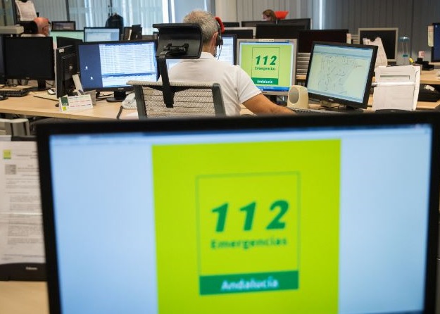 El 112 coordina en Cádiz más de 2.500 incidencias durante la Semana ...