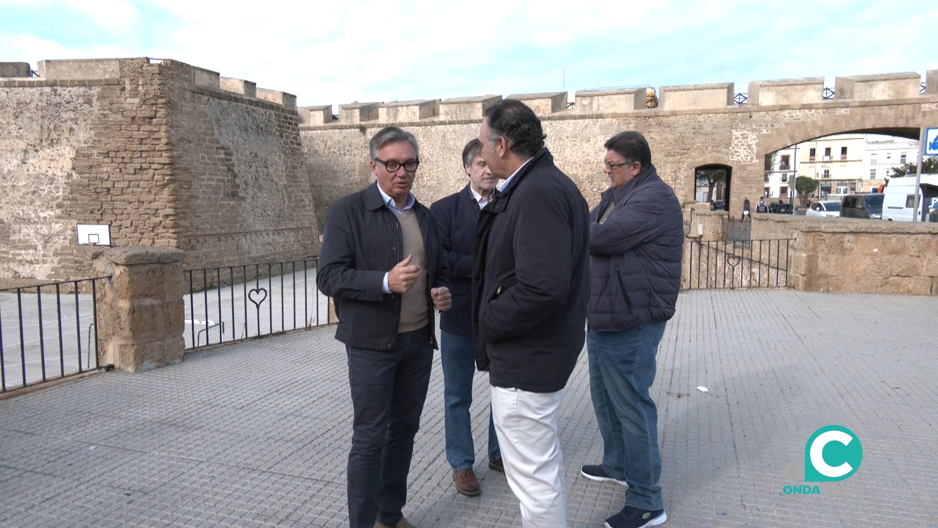 Vox afirma ser el único partido libre de corrupción en Andalucía | Onda ...