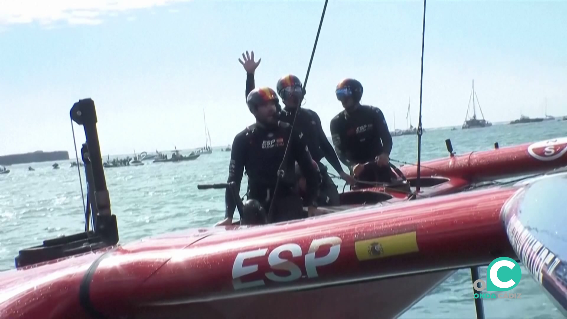 Los regatistas de la Foiling Base Cádiz, presentes en el desenlace de ...